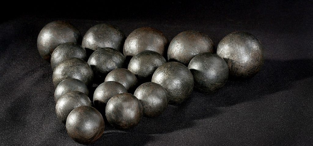 TYPES OF GRINDING MEDIA